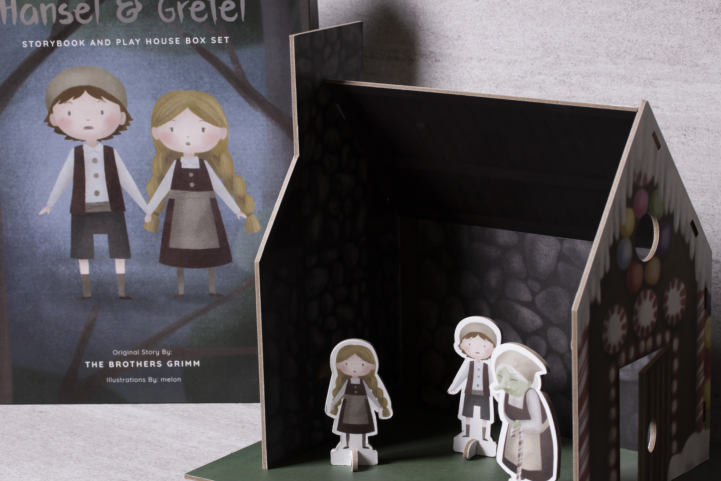 Hansel & Gretel Story Book and Play House Box Set - Gala De Luxe